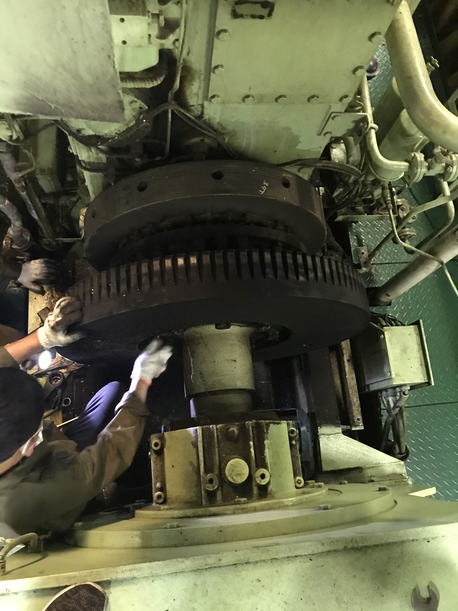 Auxiliary Engine (Generator Engine) Repair Service for Ships at Vietnam ...